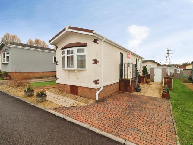 1 bedroom detached house for sale