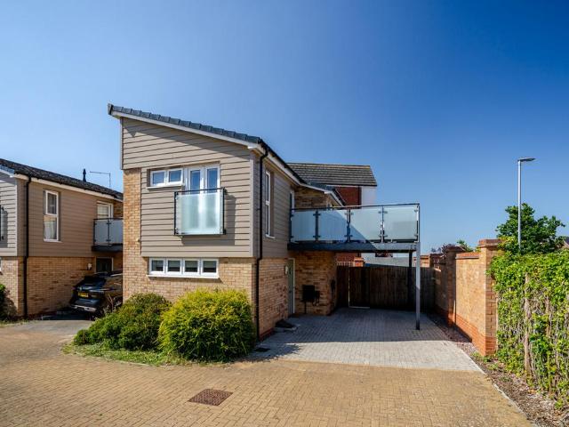 1 bedroom detached house for sale