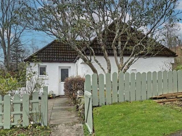 1 Bedroom Detached House For Sale In 13 Anaheilt