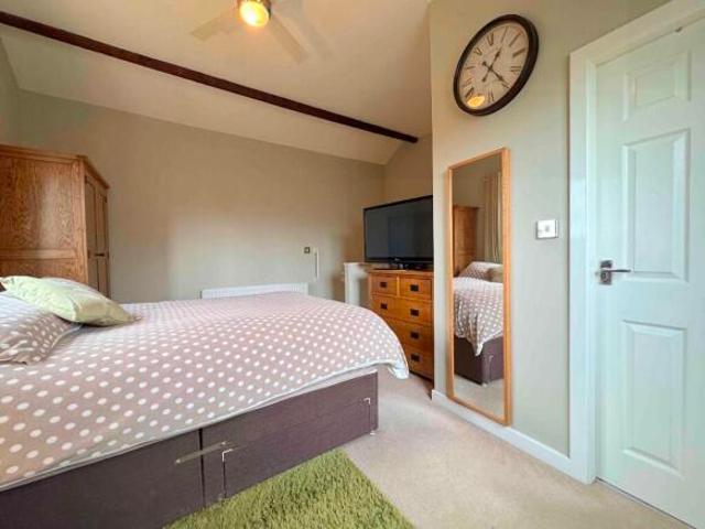 1 bedroom detached house for sale in 2 Rock Road, Birchencliffe, HD3 3BU, HD3