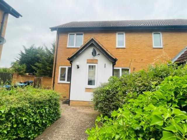 1 bedroom Detached house To Let