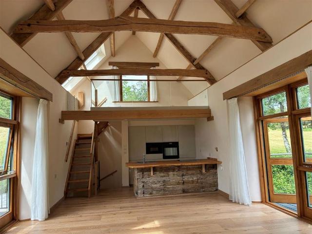 1 bedroom detached house to rent
