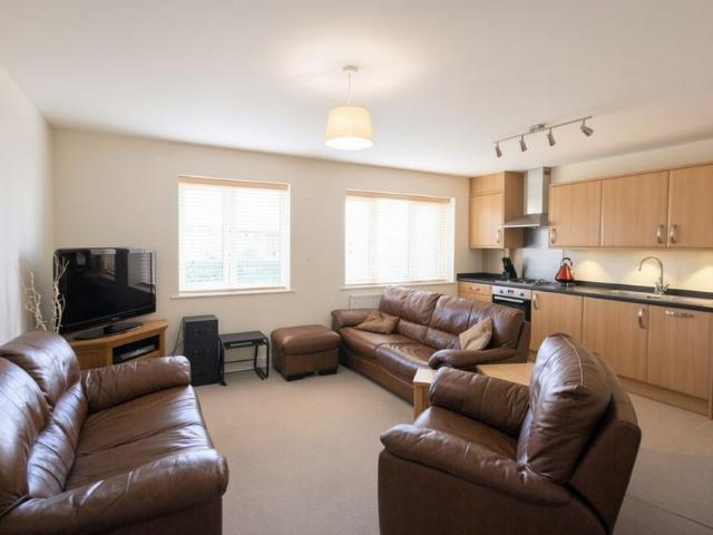 1 bedroom Detached house to rent