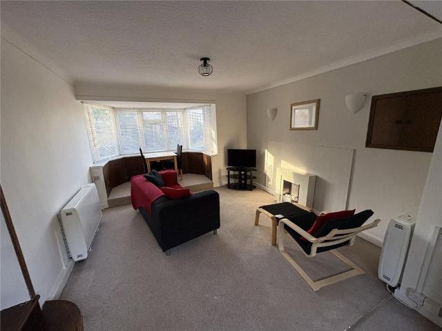 1 bedroom detached house to rent