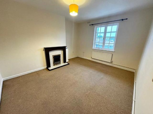 1 bedroom detached house to rent