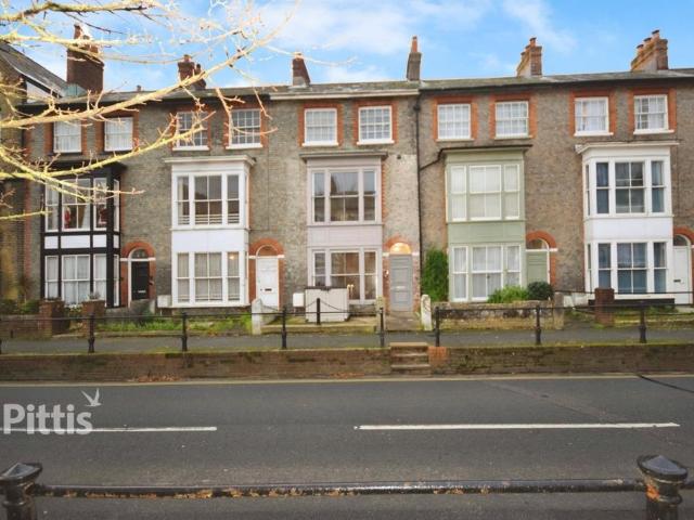 1 bedroom detached house to rent