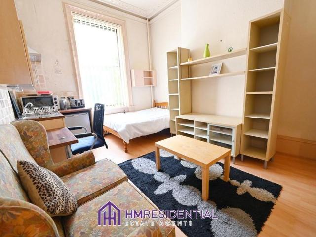 1 bedroom detached house to rent