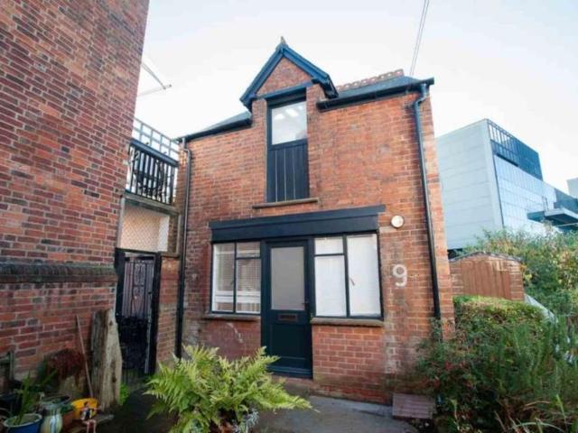 1 bedroom detached house to rent