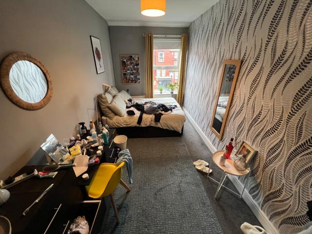 1 bedroom detached house to rent