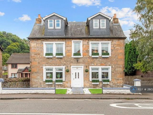 1 bedroom detached house to rent