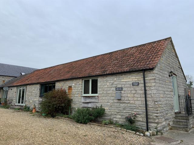 1 bedroom detached house to rent