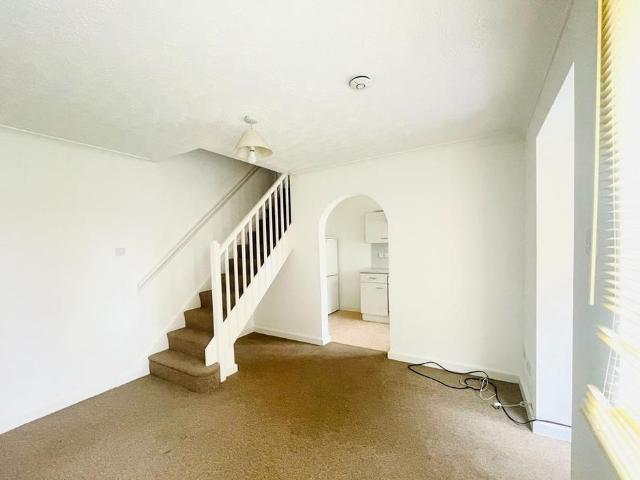 1 bedroom detached house to rent