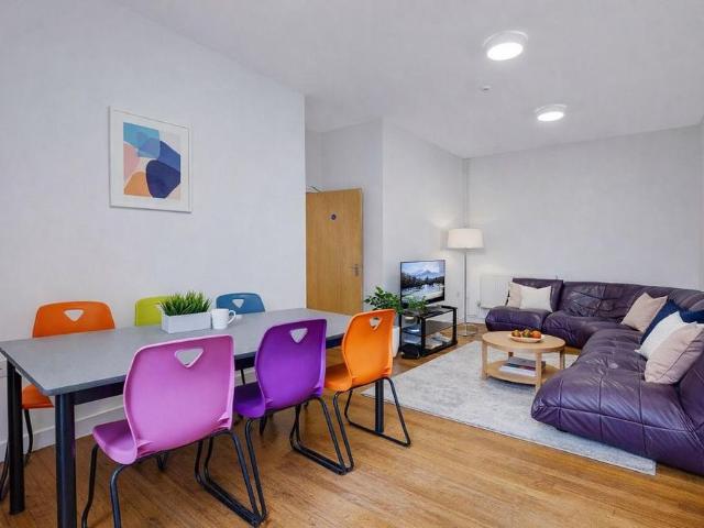 1 bedroom detached house to rent