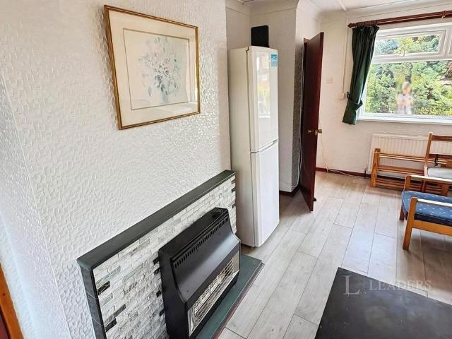 1 bedroom detached house to rent