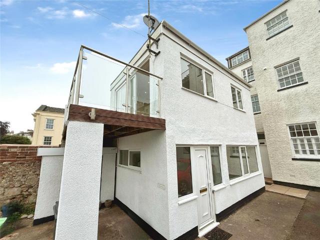 1 bedroom detached house to rent