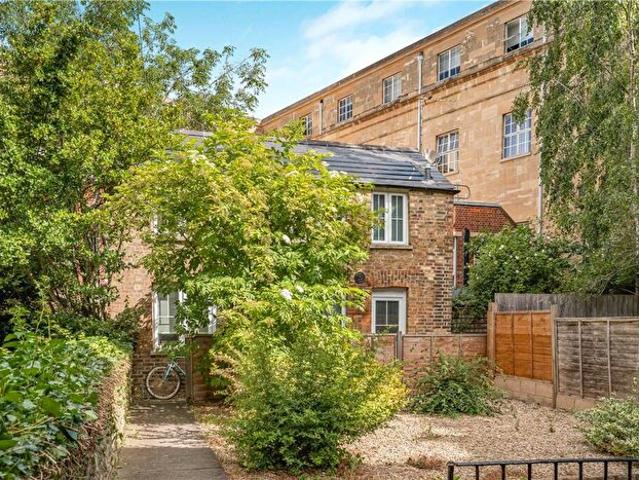 1 Bedroom Detached House To Rent In Walton Crescent, Oxford, Oxfordshire, OX1