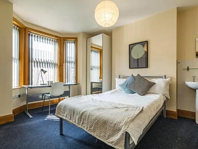 1 Bedroom Detached House To Rent In Dunlop Avenue, Nottingham, NG7