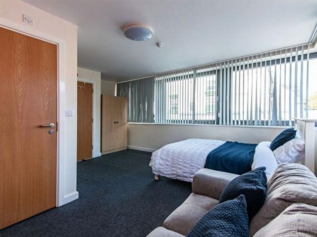 1 Bedroom Detached House To Rent In Mansfield Road, Nottingham, NG5