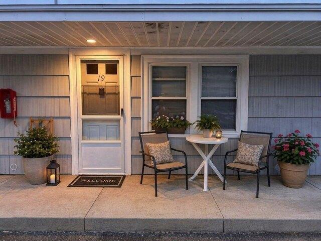 1 bedroom, Dennis MA 02639 102412474