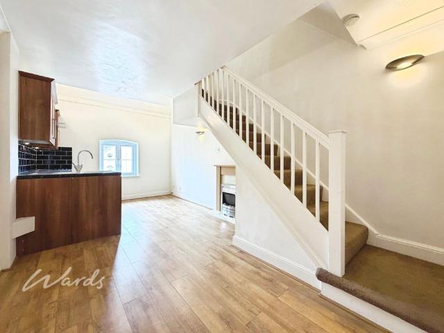 1 bedroom duplex flat to rent