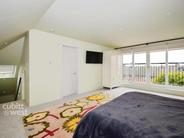 1 bedroom duplex for rent in Southview Gardens Worthing BN11