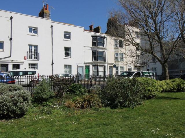 1 bedroom duplex for sale