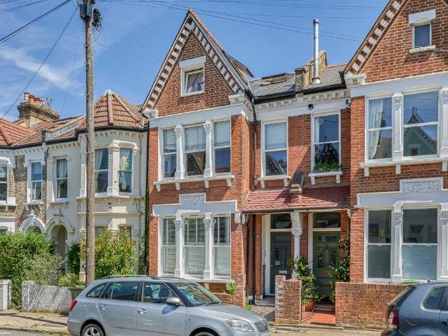1 bedroom duplex for sale