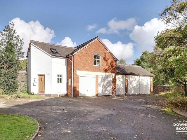 1 bedroom coach house for sale