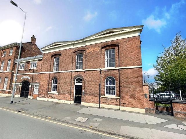 1 bedroom duplex for sale