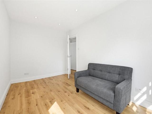 1 bedroom duplex to rent
