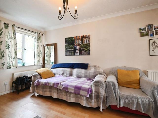 1 bedroom duplex to rent