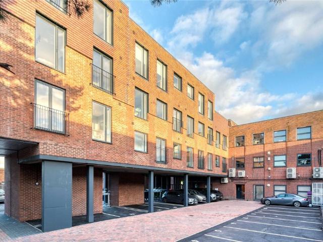 1 bedroom duplex to rent