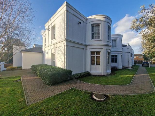 1 bedroom duplex to rent