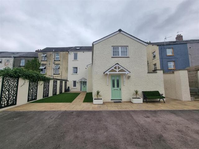 1 bedroom duplex to rent