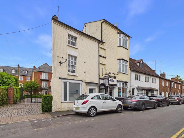 1 bedroom duplex to rent