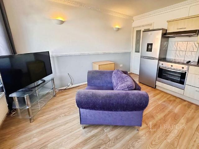 1 bedroom duplex to rent Holly Grove, Bromsgrove, Worcestershire, B61