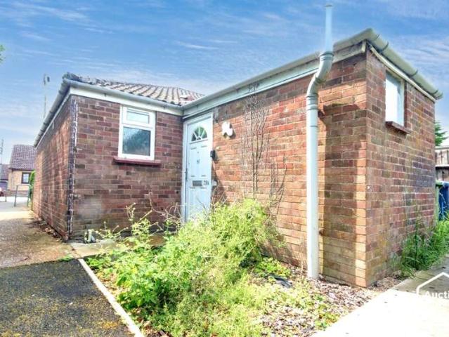 1 Bedroom End Of Terrace House