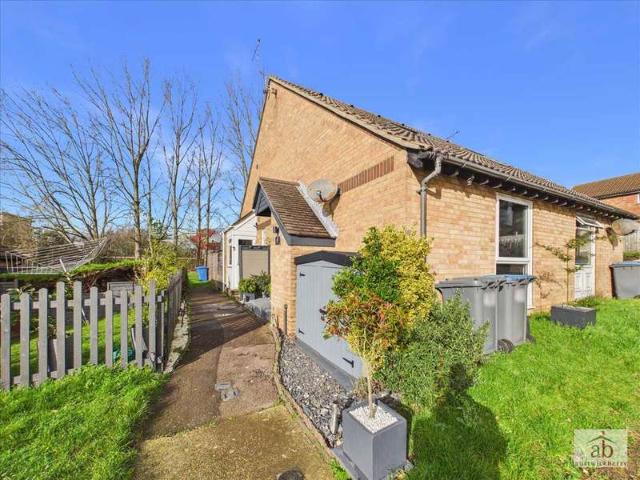 1 Bedroom End Of Terrace House