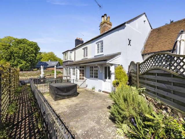 1 Bedroom End Of Terrace House