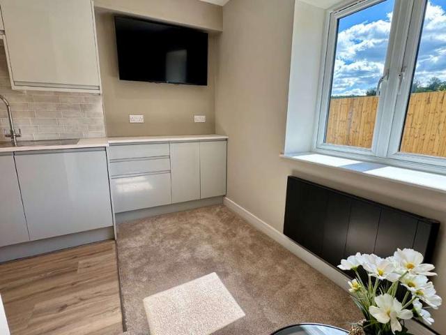 1 Bedroom End Of Terrace House