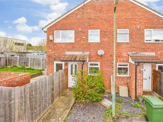1 Bedroom End Of Terrace House