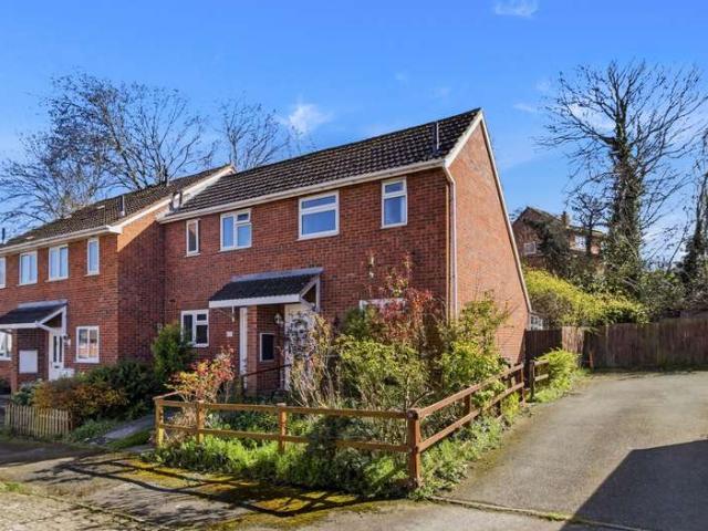 1 Bedroom End Of Terrace House