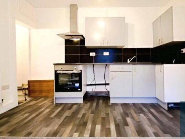 1 bedroom end of terrace house for rent in Church Street, Paddock, Huddersfield, HD1