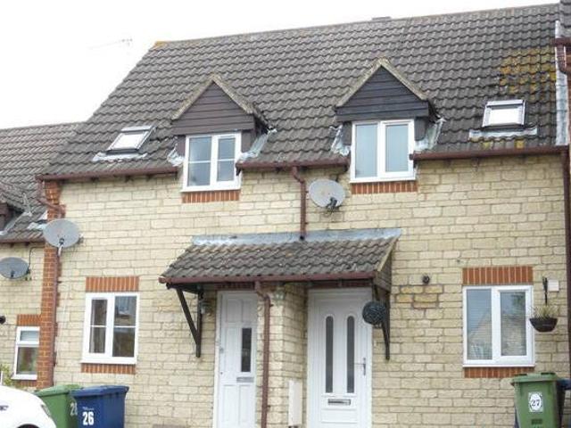 1 bedroom end of terrace house for rent in Cutsdean Close GL52