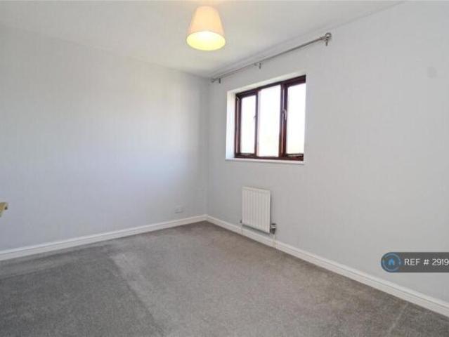 1 bedroom end of terrace house for rent in Groundsel Close, Walnut Tree, Milton Keynes, MK7