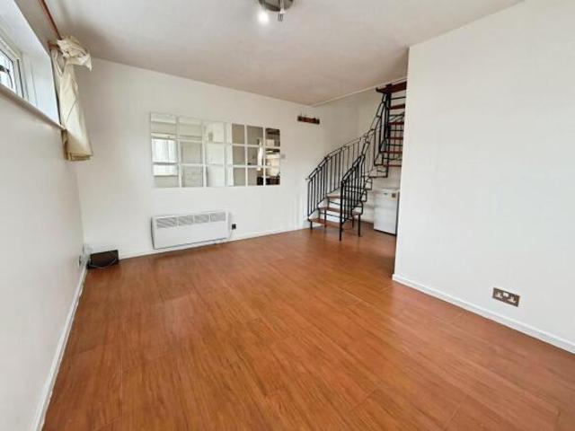 1 bedroom end of terrace house for rent in Downland, Two Mile Ash, Milton Keynes, MK8