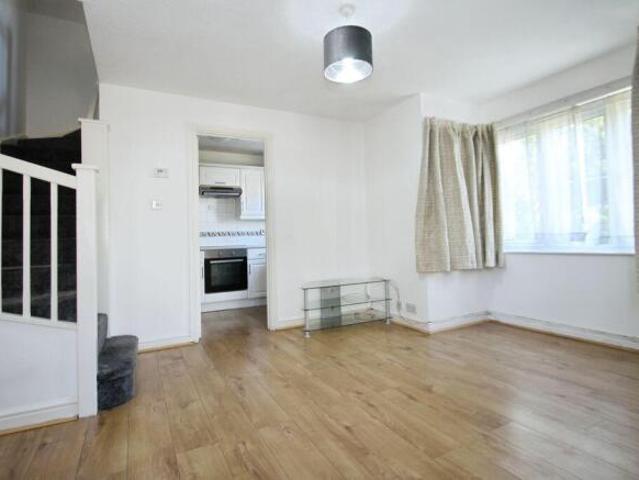 1 bedroom end of terrace house for rent in Elliott Avenue, Ruislip, HA4
