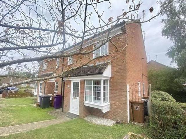 1 bedroom end of terrace house for rent in Old School Close Codicote SG4 SG4