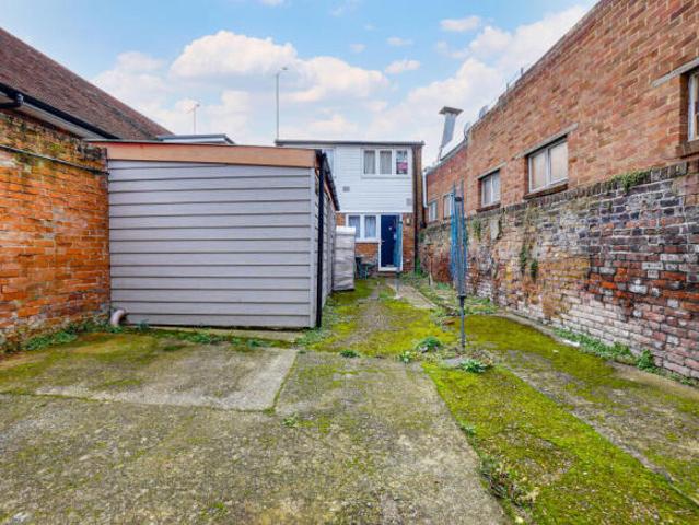 1 bedroom end of terrace house for rent in Longport, Canterbury, CT1