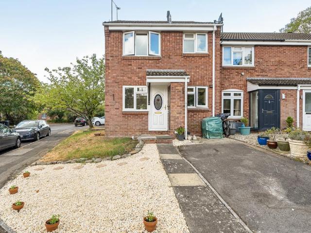 1 bedroom end of terrace house for sale